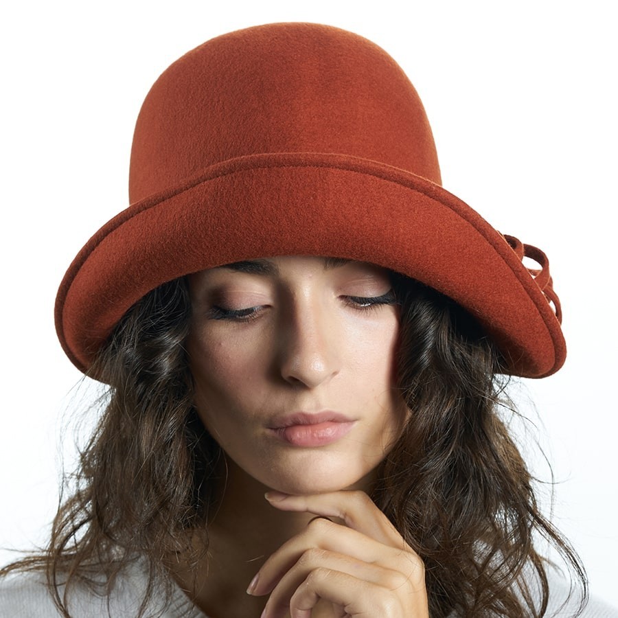 Cappello colche 100% lana mattone